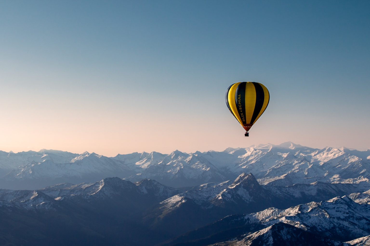 Ballonfahrt Bayern: Die schönsten Touren + Anbieter 2026